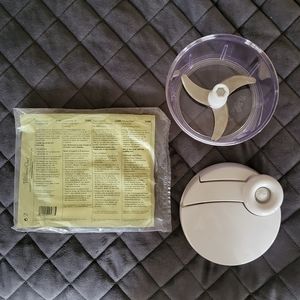 Pampered Chef | Kitchen | Euc Pampered Chef Manuel Food Processor And ...